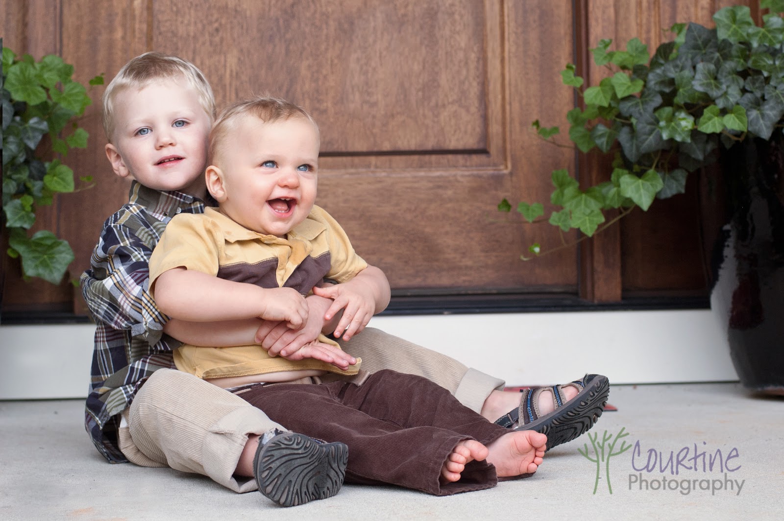 Courtine Photography: Two Cute Brothers