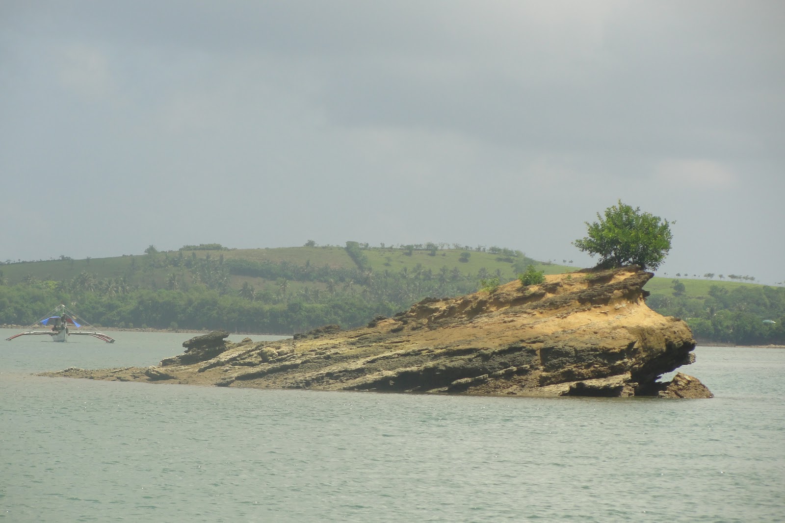 In My SiLenT LuCidiTy: Sights Along the Way to Pinamuntugan Island Beach