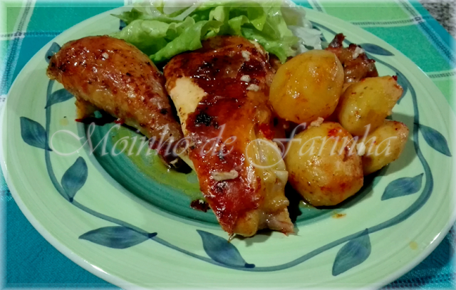 Moinho De Farinha: Frango do campo assado no forno (inteiro) à alentejana