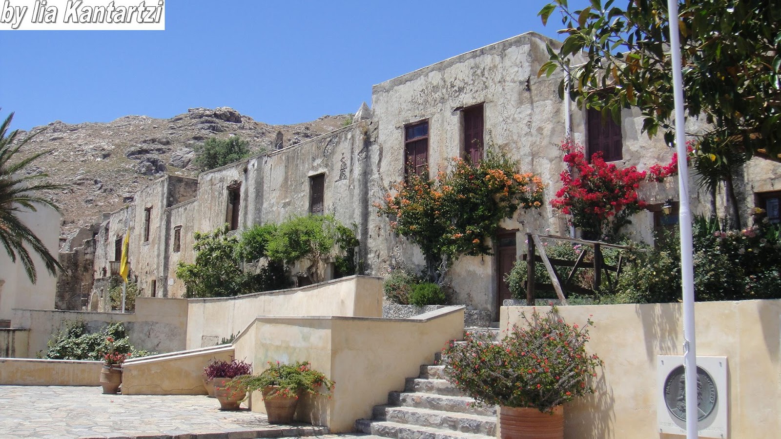 Ταξιδεύοντας στα σύννεφα..: ΧΑΝΙΑ-ΠΑΡΑΛΙΕΣ