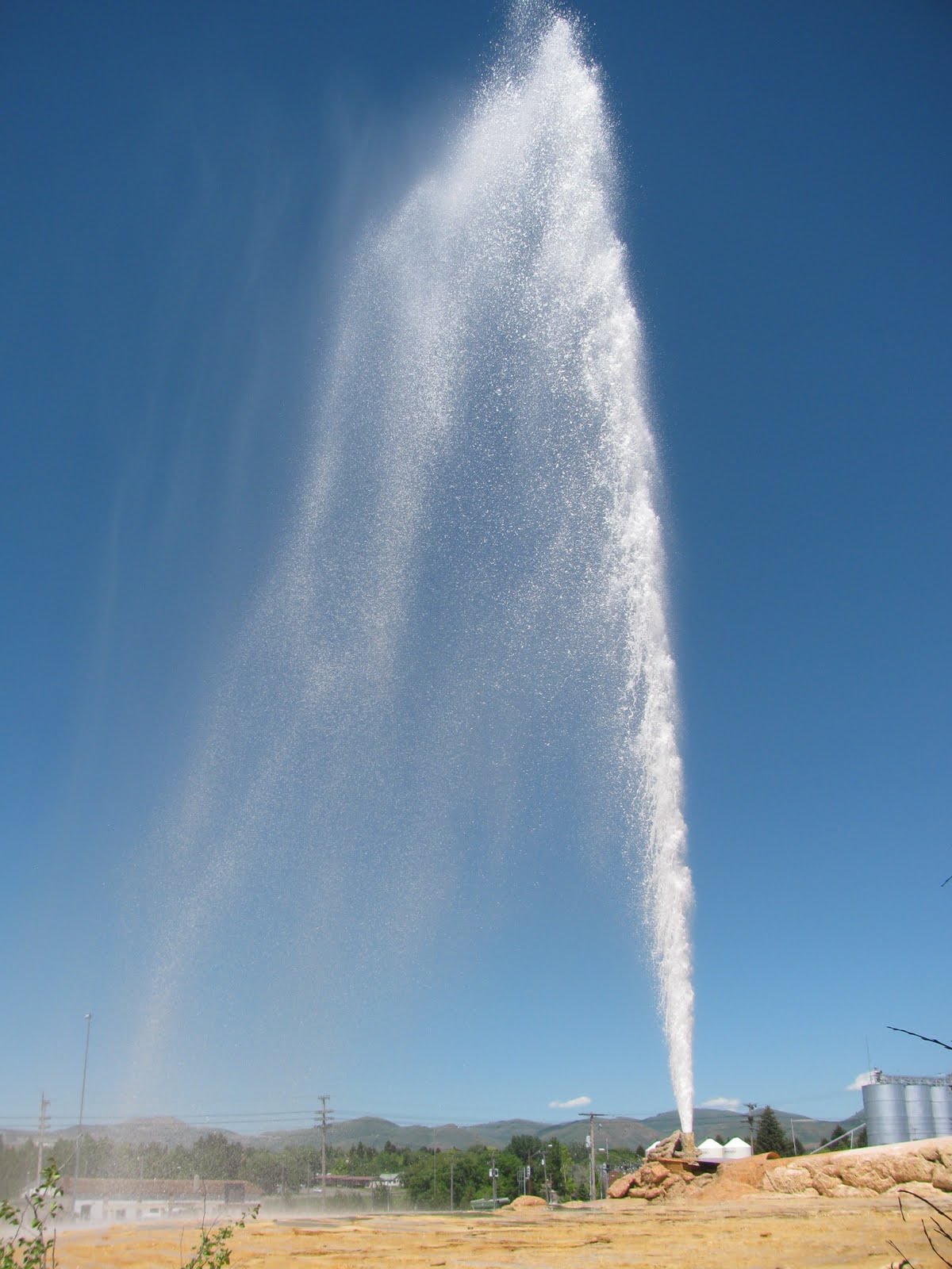Backyard Excursions: The Soda Springs Geyser