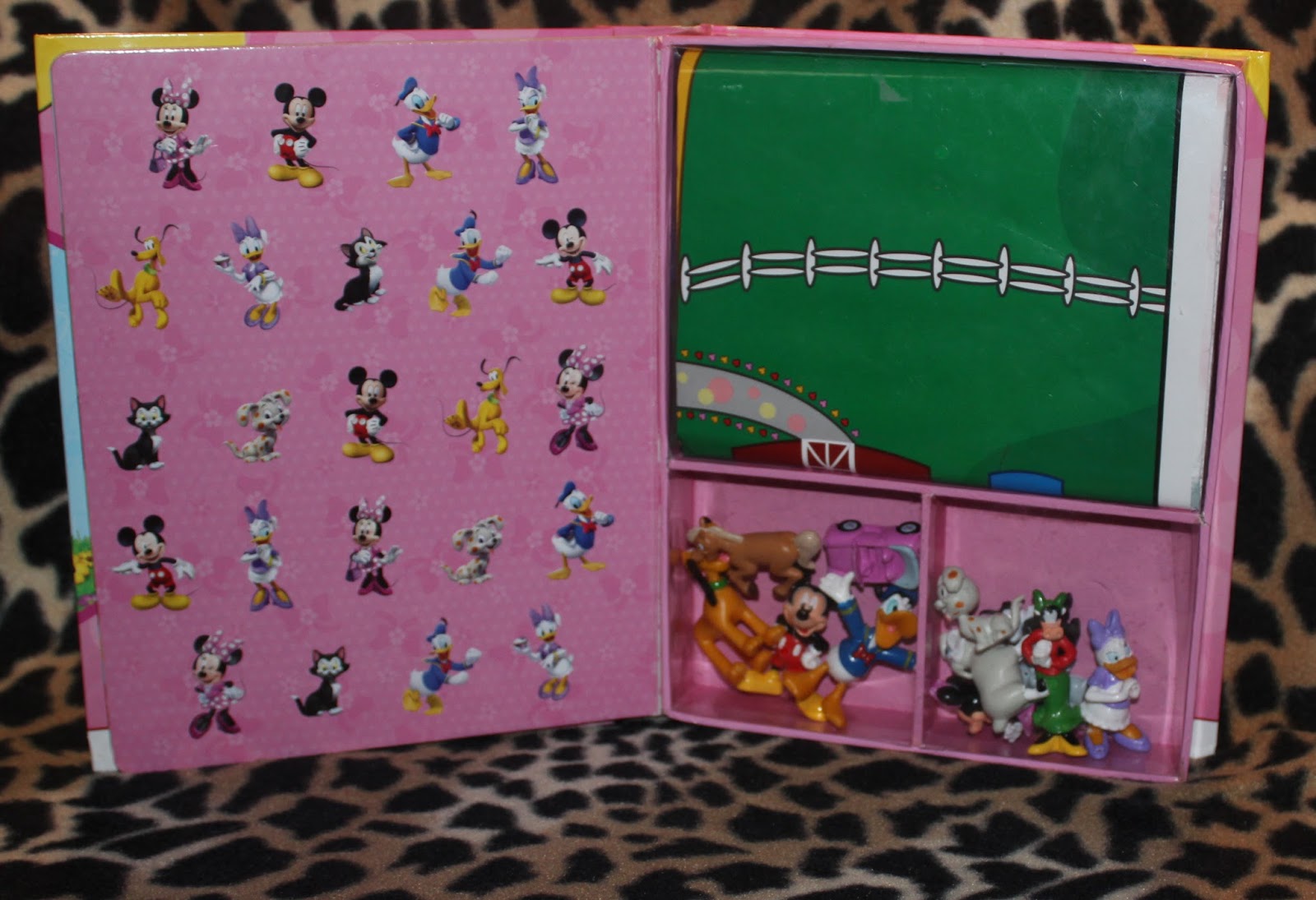 Cut the routine. Try something great!!!: MY BUSY BOOKS "Minnie Mouse"