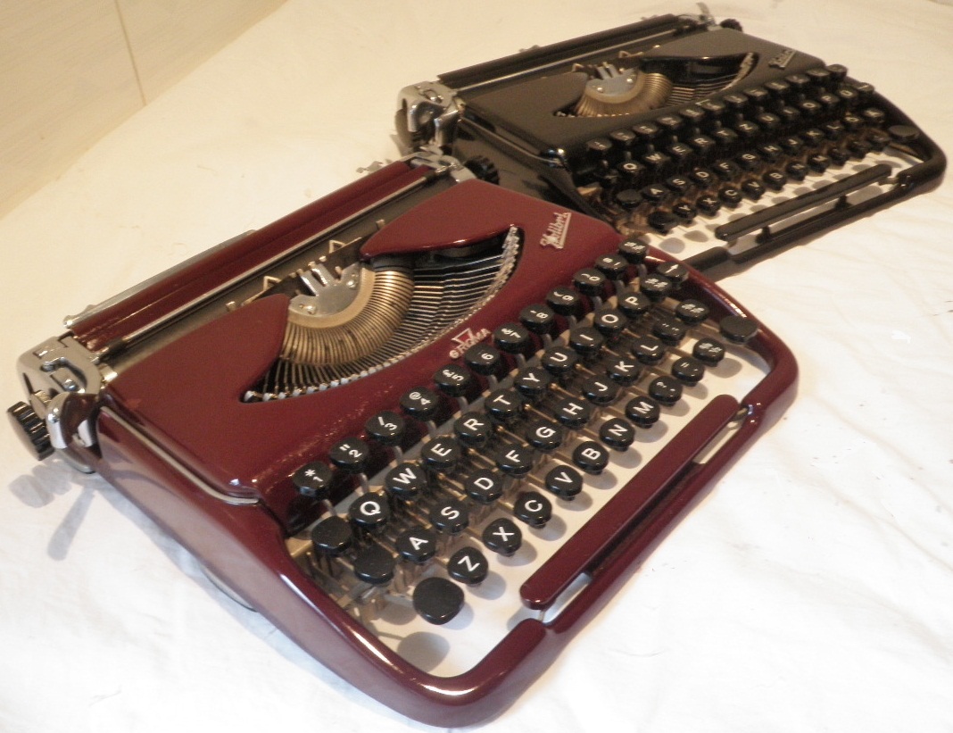 oz.Typewriter: Groma Kolibri: The Ultra-Slim Typewriter
