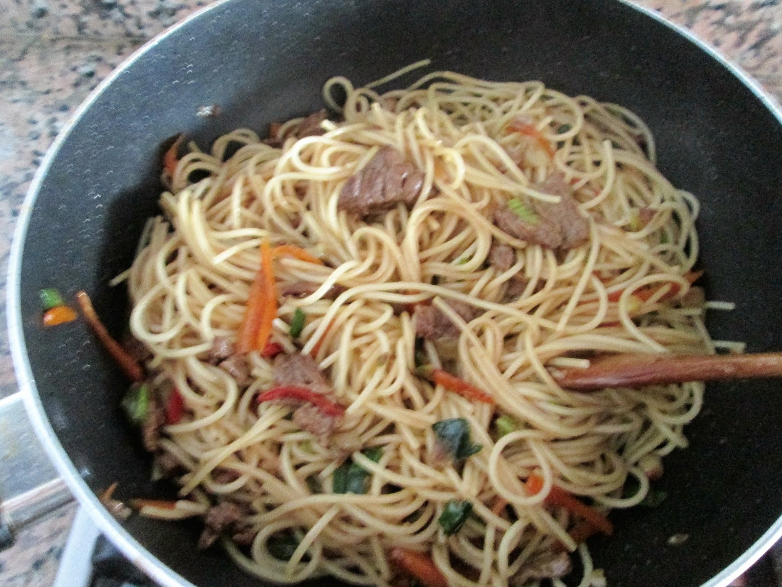 COCINA CHILENA E INTERNACIONAL NORMA: TALLARINES CHOW MEIN (chaumin)