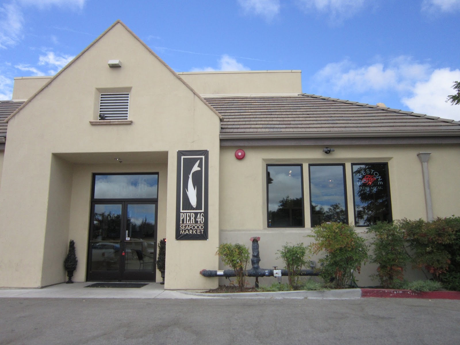 Melissa Good Taste: Pier 46 Seafood Market - Templeton, CA