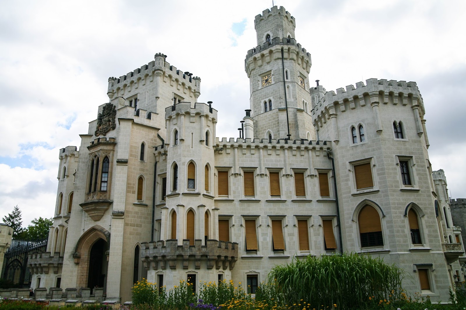 Življenje je lepo!: Hluboka