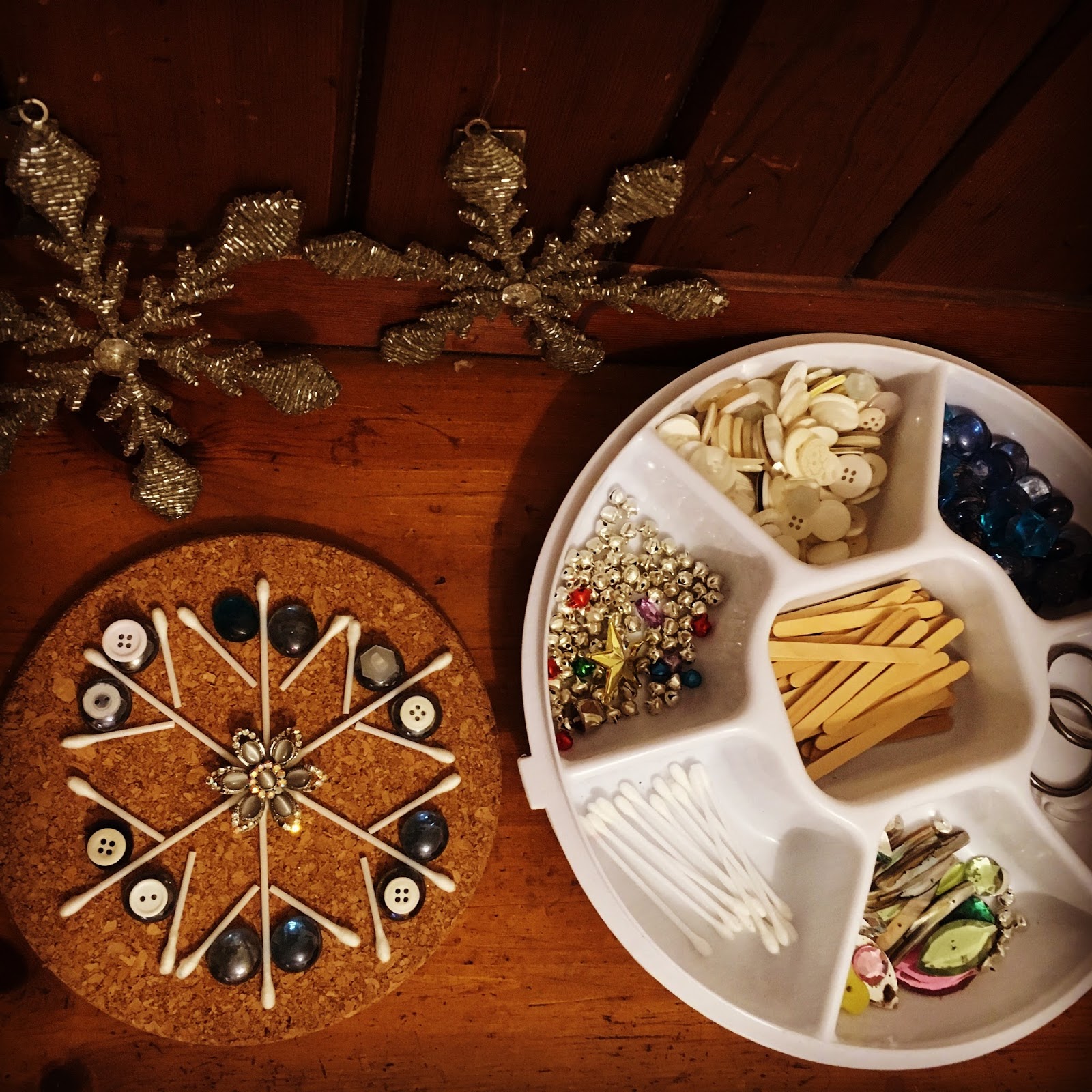 LoveHappinessLearning: Snowflakes Loose Parts