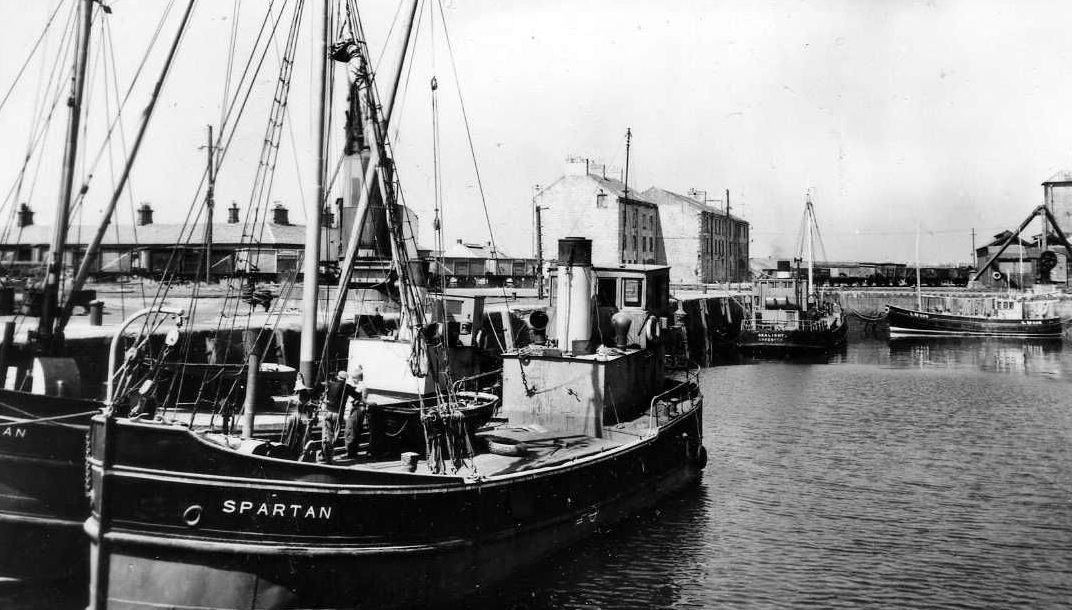 Tour Scotland: Old Photographs Harbour Troon Scotland