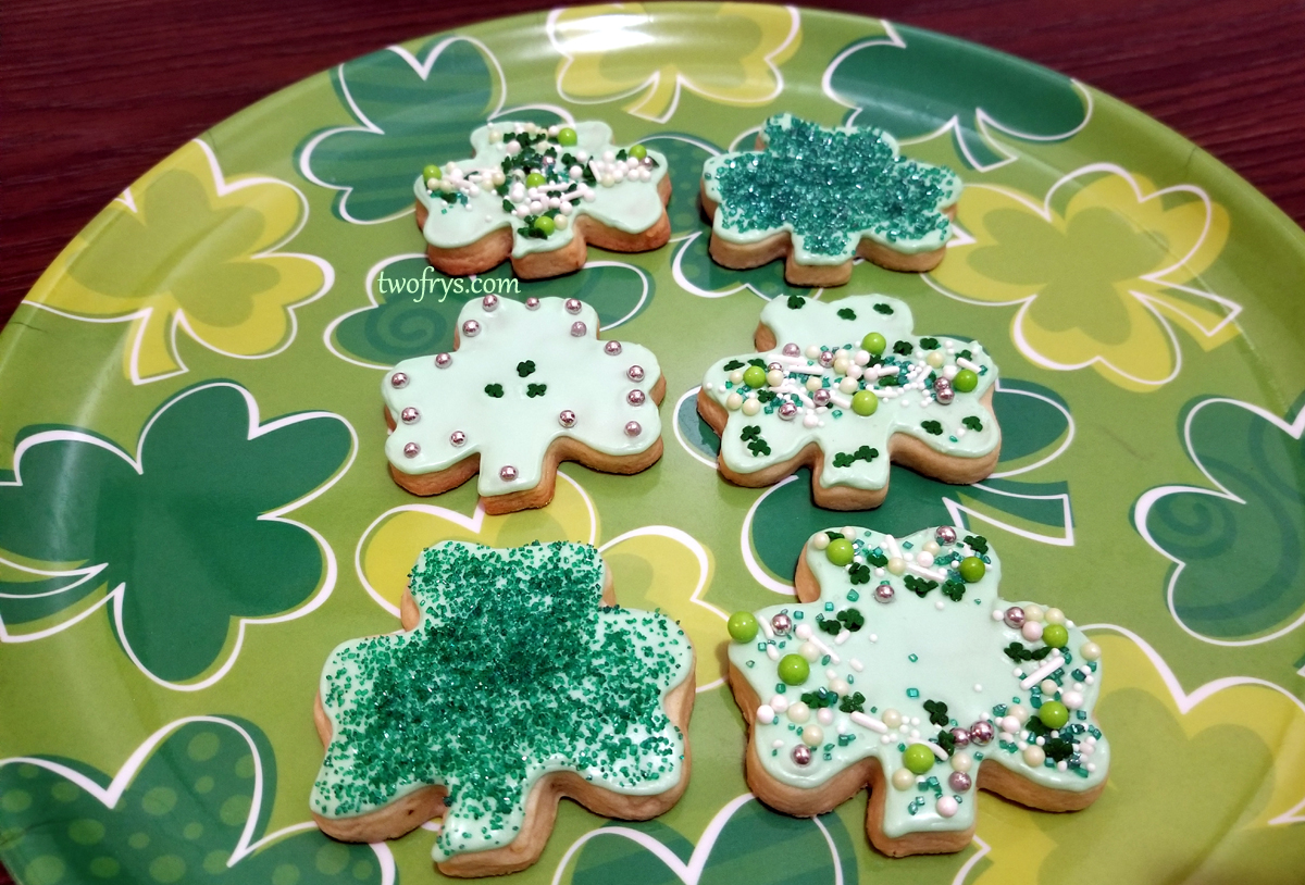 Two Frys: Key Lime Shamrock Cookies