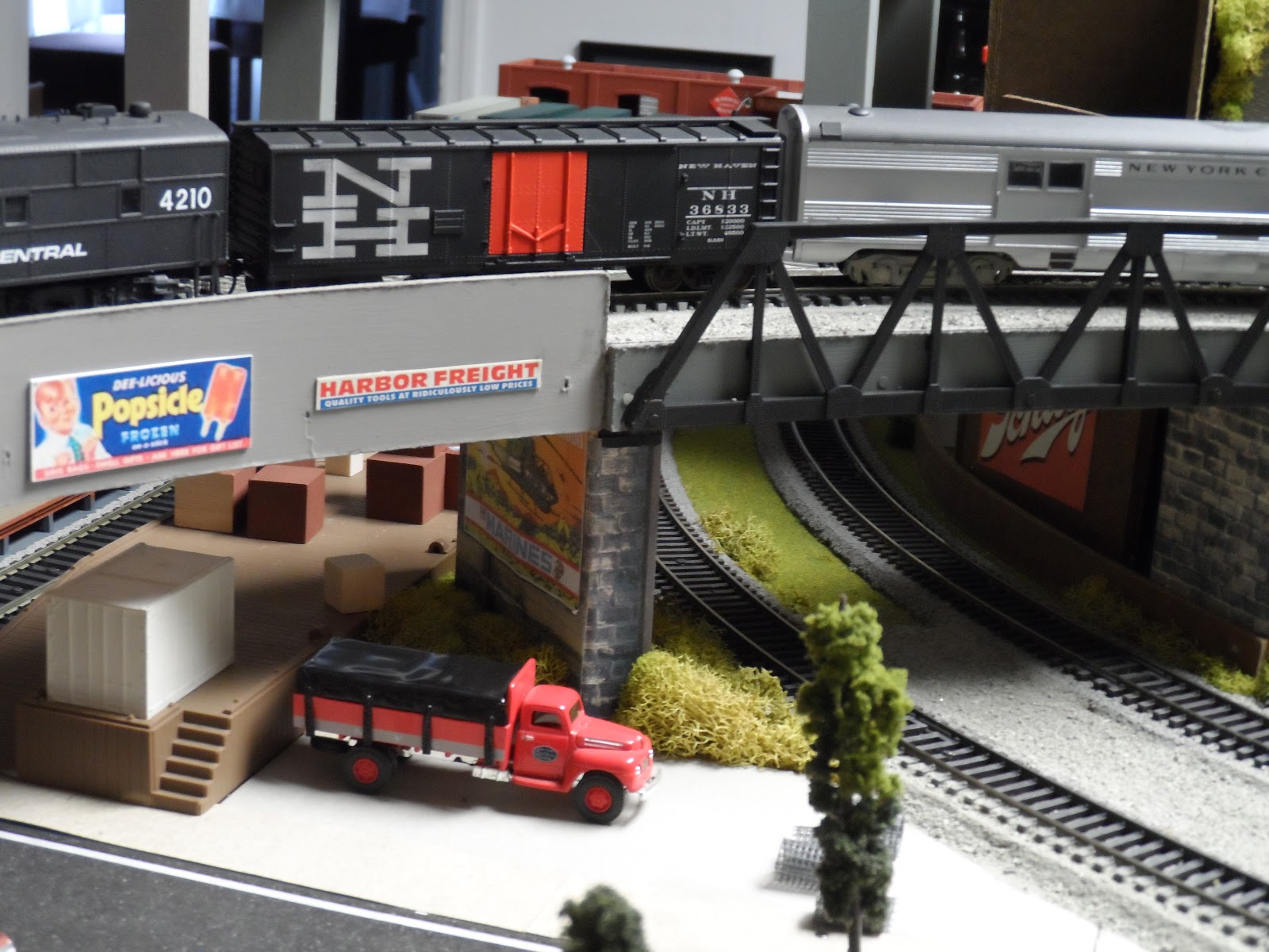 New York Central Train Layout: Revisiting Mail & Express Trains