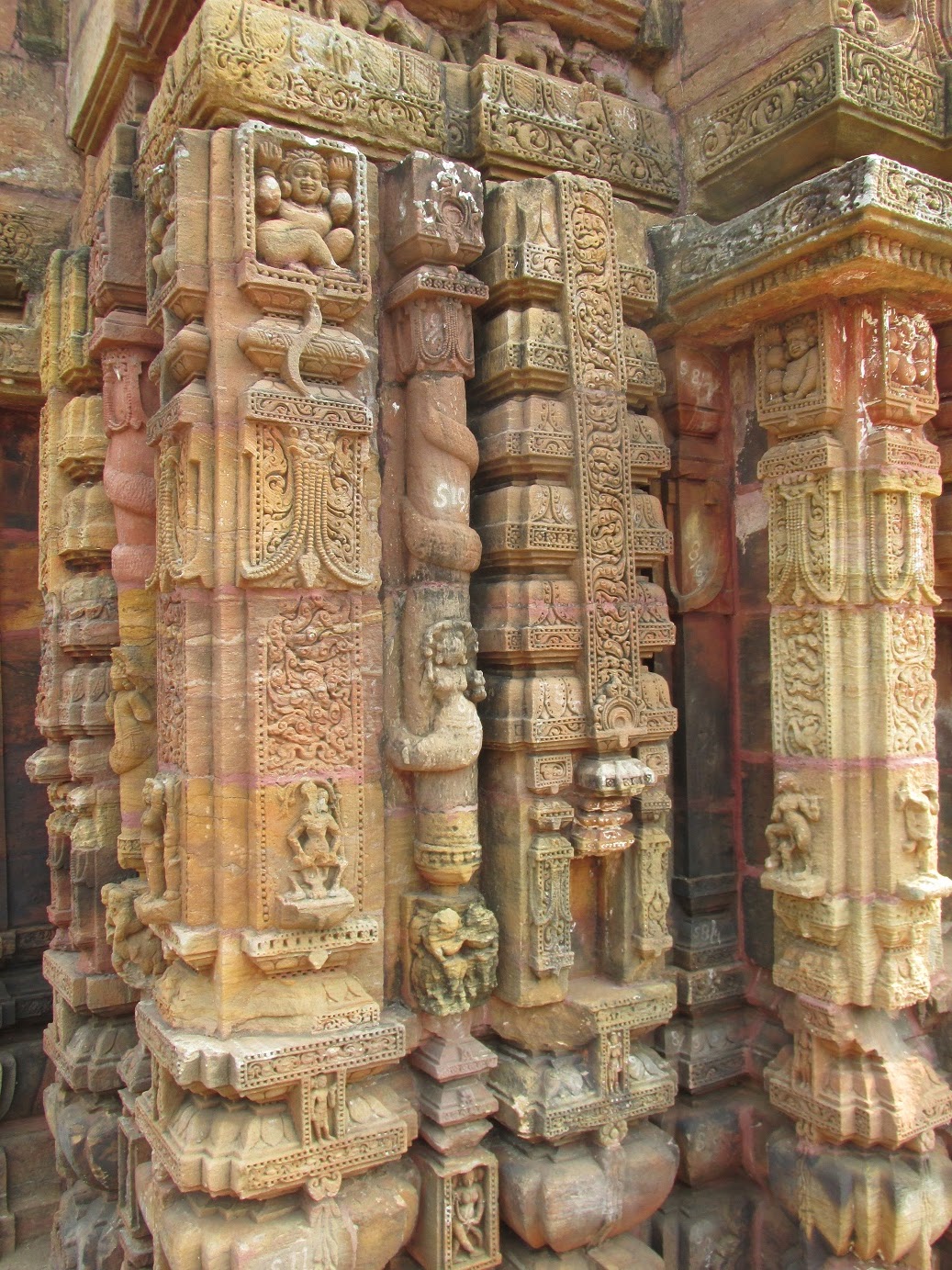 Subarna Jaleswara and Sampoorna Jaleswara Temples - Bhubaneswar
