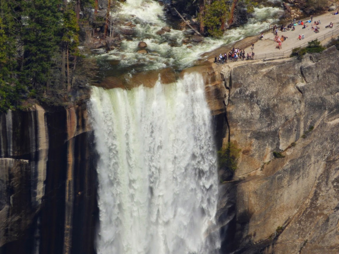 Geotripper: Vernal Fall in Yosemite and a Sense of Scale (or, How to ...