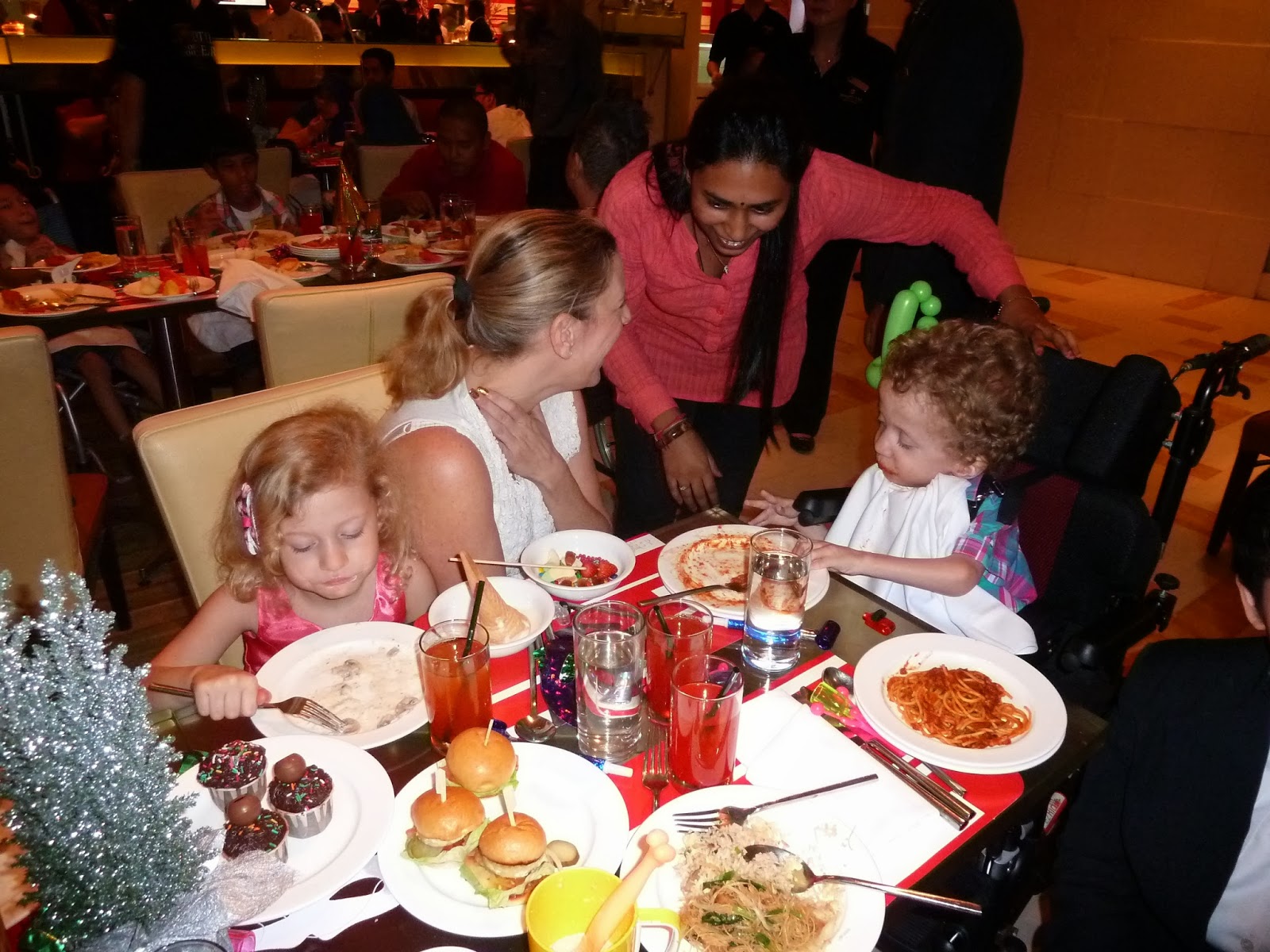 Kee Hua Chee Live!: PART 1 OF 2; SHANGRI-LA KUALA LUMPUR HOPES TO RAISE ...