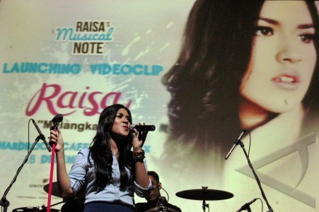 Raisa Andriana Blog
