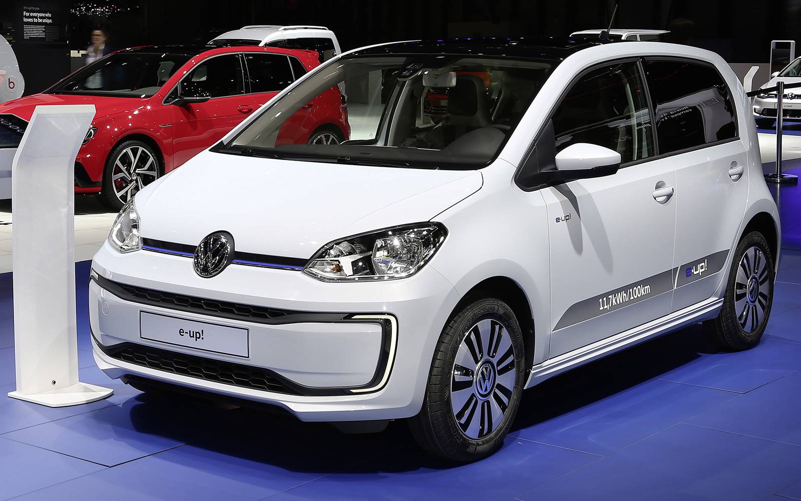 Volkswagen Up!: facelift, novo interior e melhorias em 2017