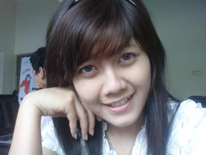 Cewek Ini Cantik Banget | Majalah Dewasa Hot