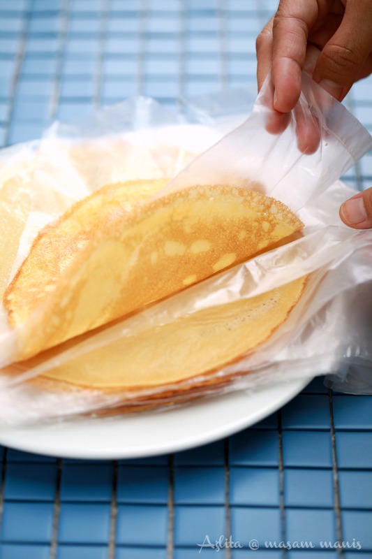 MILLE CREPE WITH VANILLA CREAM CUSTARD - masam manis