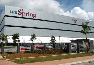 Tempat Menarik di Kuching: The Spring Mall