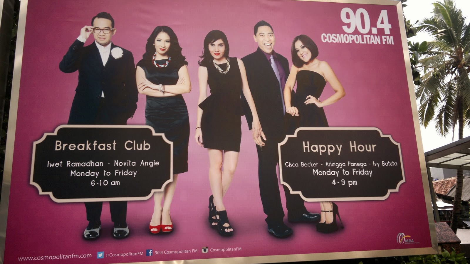 Radio Branding Materials: Billboard Ads | 90.4 Cosmopolitan FM Jakarta ...