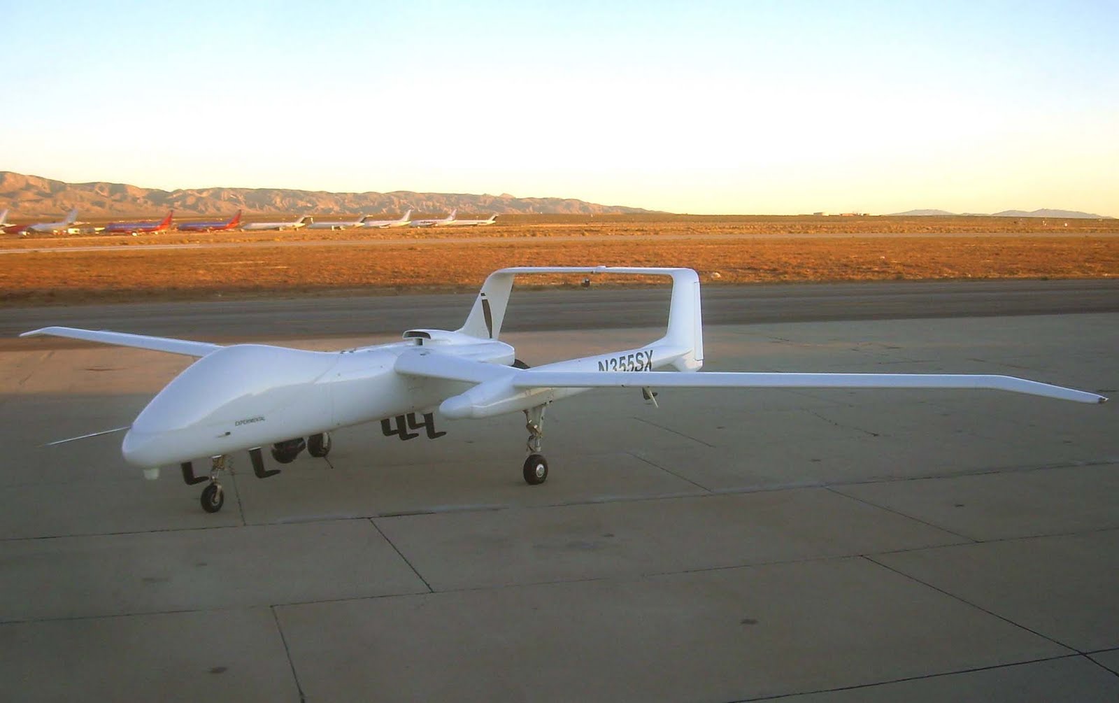 nhungdoicanh: Northrop Grumman Firebird