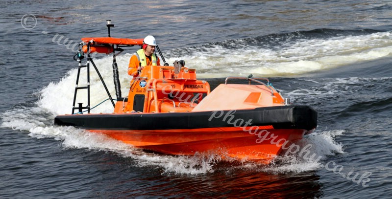 Dougie Coull Photography: Vos Pathfinder - James Watt Dock