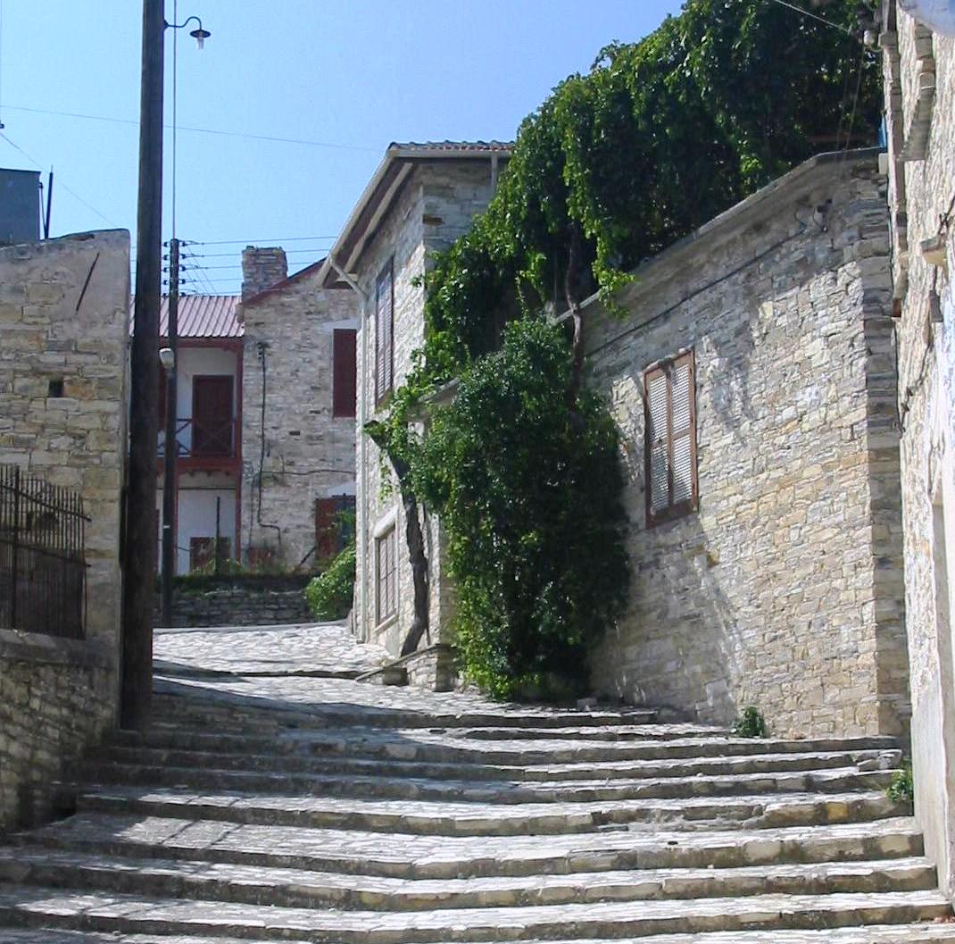 ΤΑ ΩΡΑΙΑ ΛΕΥΚΑΡΑ: Τα Ωραία Λεύκαρα