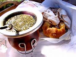 INDEC QUE TRABAJA II : MATE CON FACTURAS ANARQUISTAS