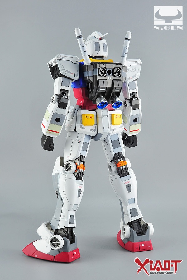 Custom Build: Mega-Size 1/48 RX-78-2 Gundam "Detailed"