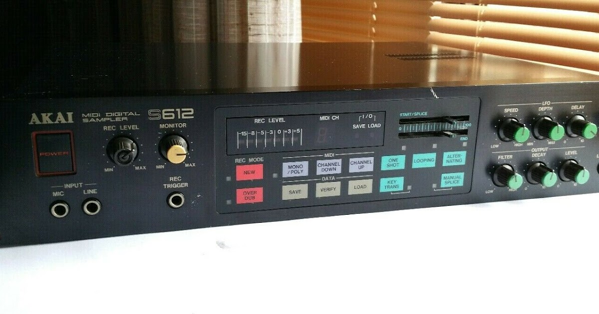 MATRIXSYNTH: Akai 612 MIDI Digital Sampler Synthesizer SN 00620-34270