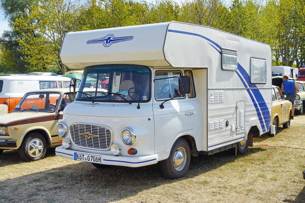 El Garaje Algabeño: Barkas B1000 Caravan New Line de IXO/Hachette