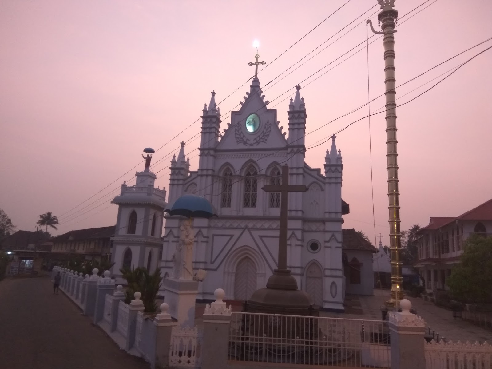 Visit to Pathiramanal Islands and Pulinkunnu Church | A Short Getaway ...