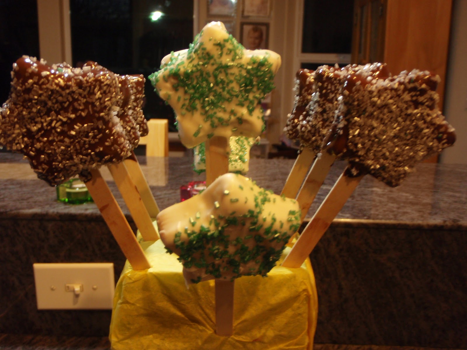 Fun Food Ideas: Fairy Wand Star Cake Pops