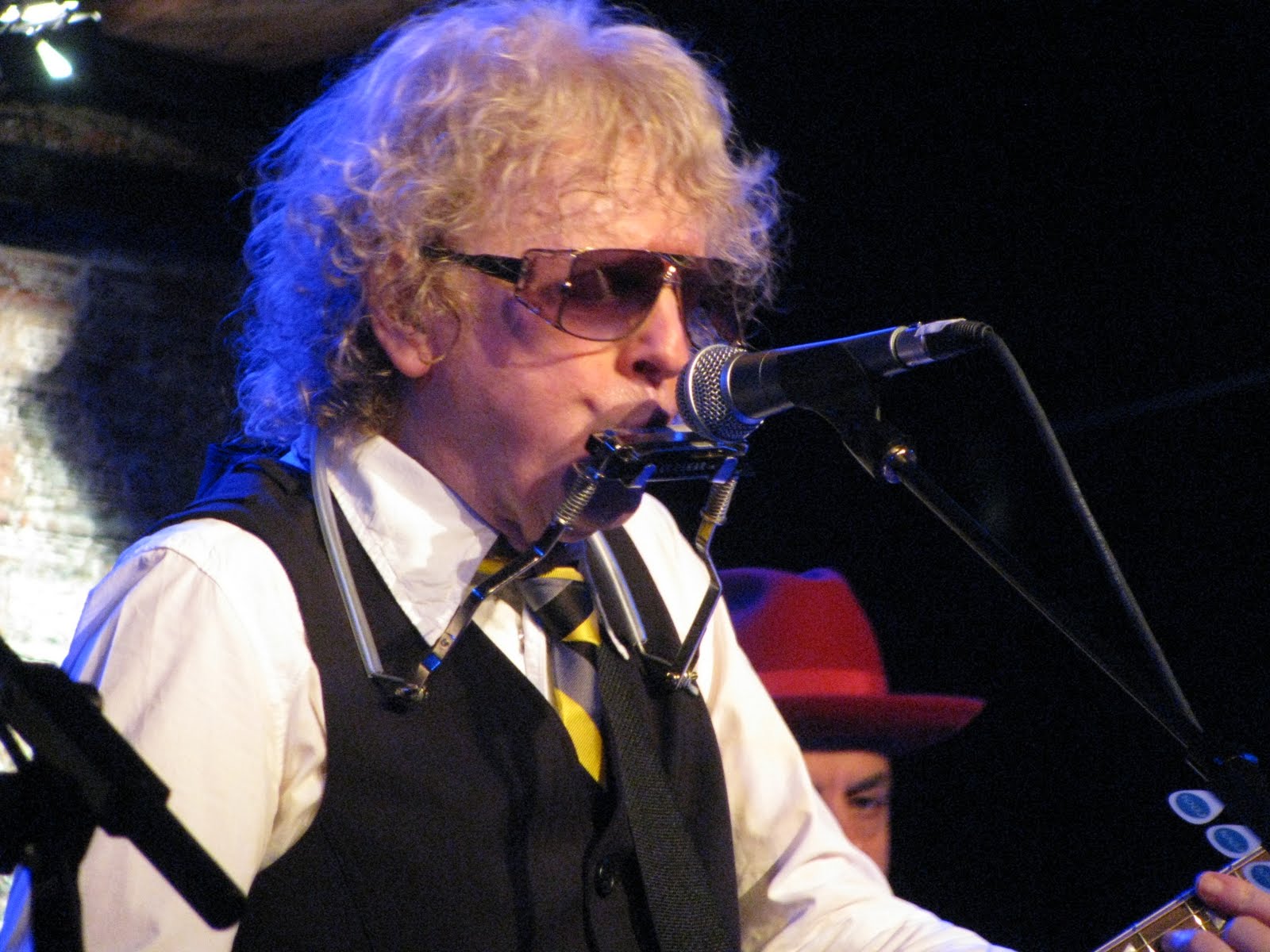 ALTOeCLARO: IAN HUNTER FAZ 73 ANOS FIEL À SUA ALMA ROCK AND ROLL EM ...