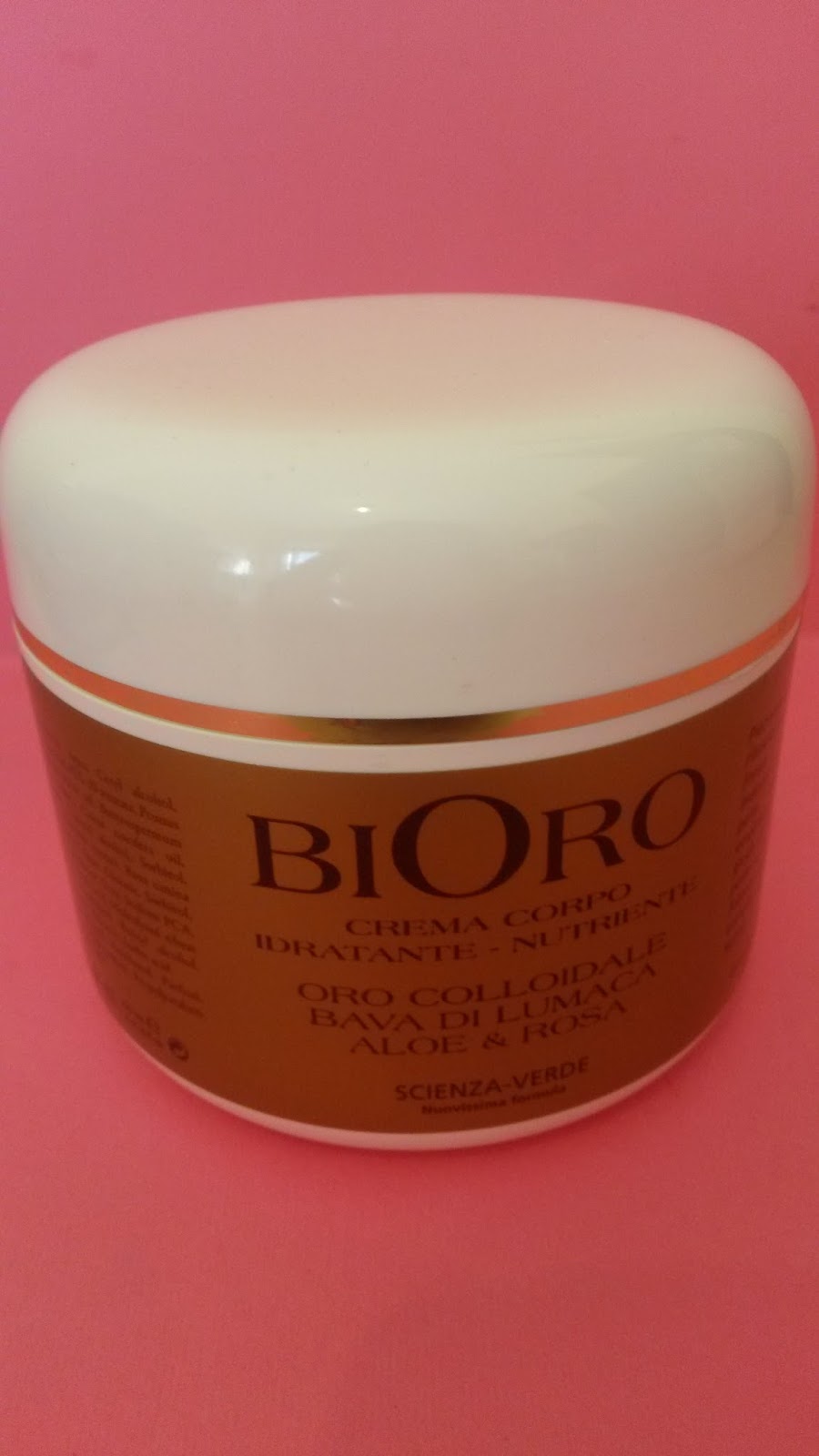 prodotti corpo Bioro:crema corpo idratante e anticellulite
