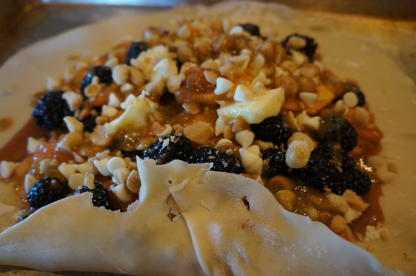 Pine Creek Style: Rustic Fruit Pie...