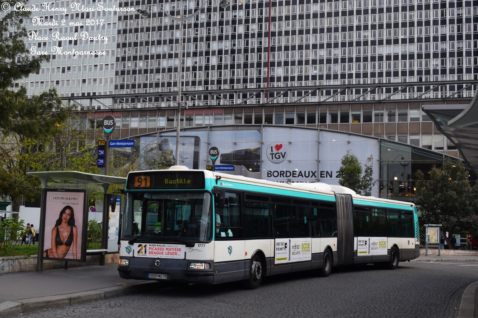 Les IvecoBus UrbanWay 18 Hybride débarquent sur la ligne de bus RATP 91 ...