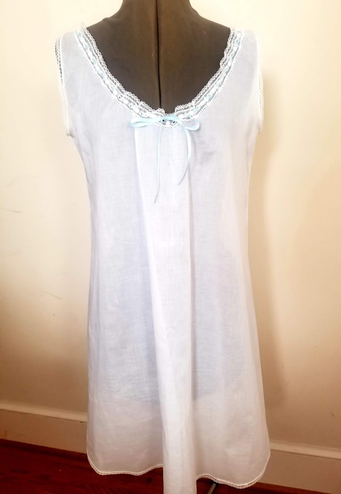 Crazy Cat Lady's Musings: Edwardian underpinnings: Wearing History Chemise