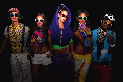 dress to feel: What's on! Clubbers