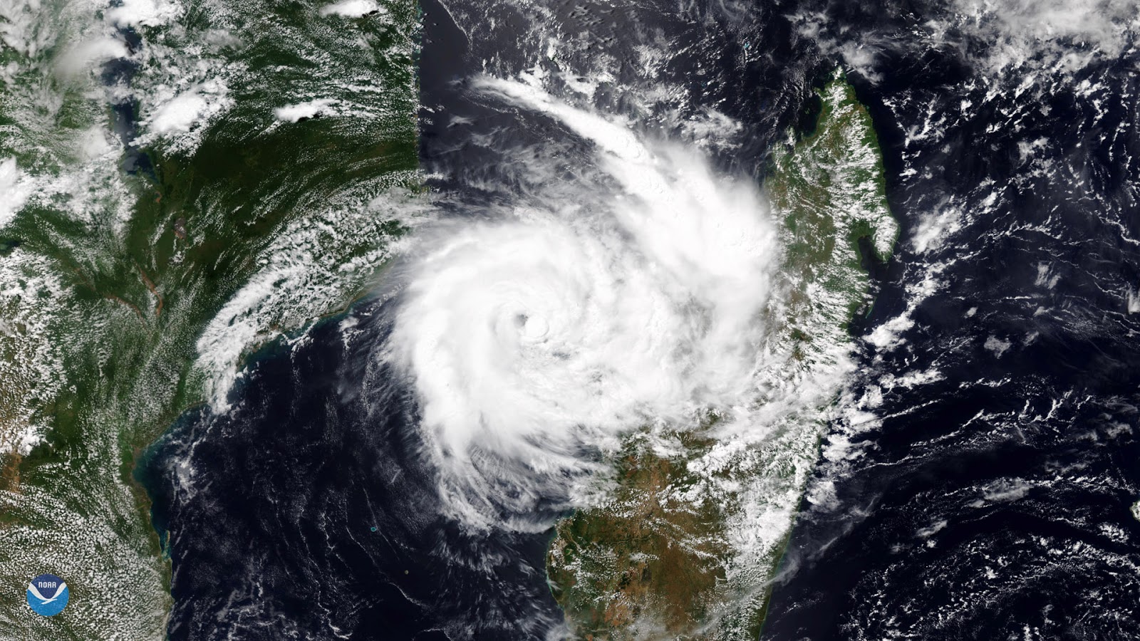 The Big Wobble : Tropical Cyclone Idai set to be the fourth strongest ...