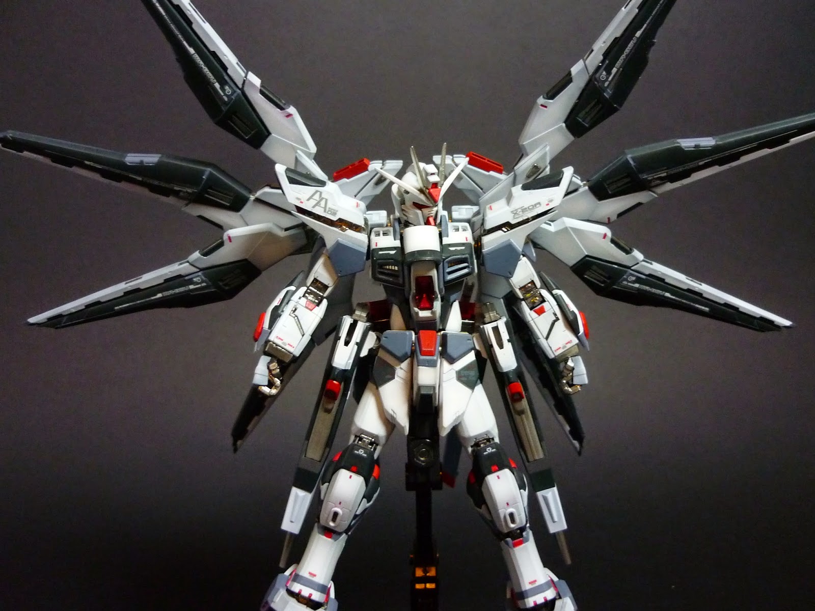 Painted Build: RG 1/144 ZGMF-X20A Strike Freedom Gundam