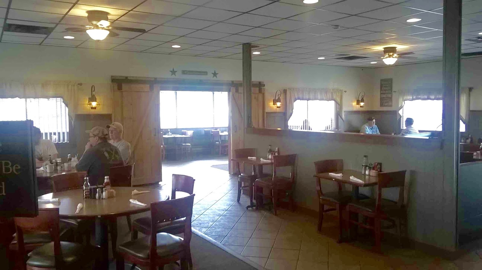 Find Dyning: Hickory Ridge Restaurant