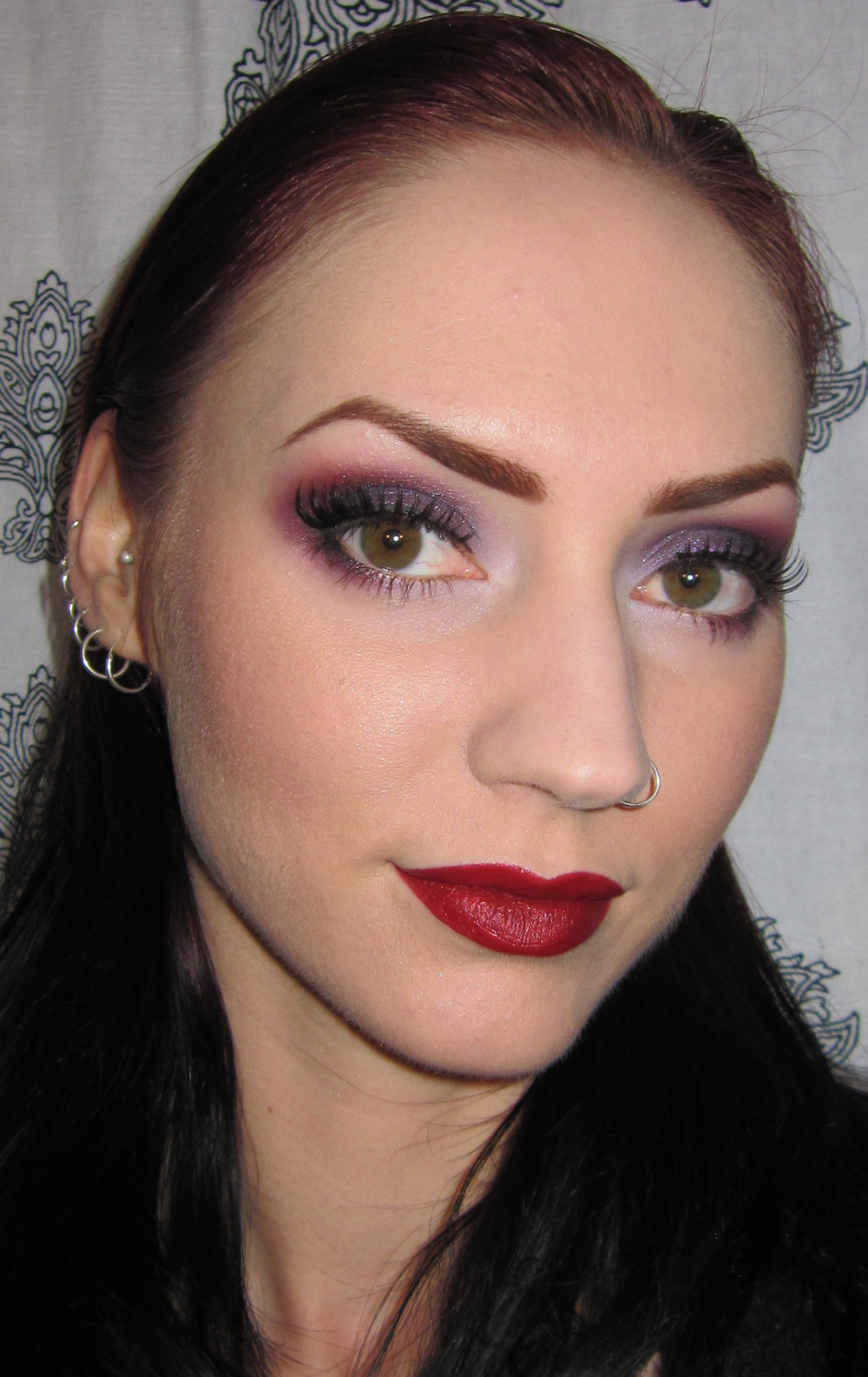 Glitter is my Crack: Purple and Red Makeup Look with Morgana Cryptoria