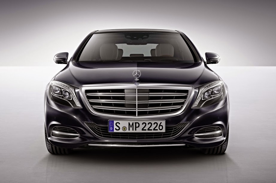 GRUPOBOULTON: Mercedes Benz