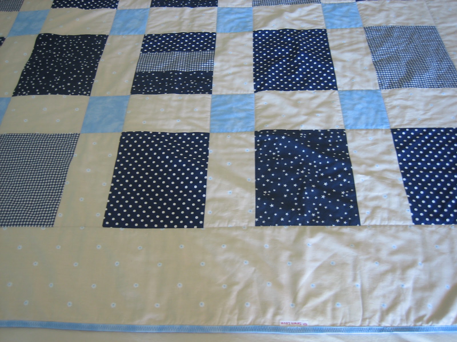 Sewn Love (handmadebysina): Patchworkdecke / patchwork quilt