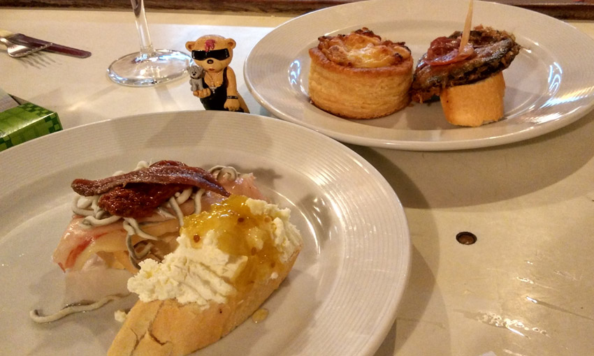 Los placeres de Pepa: PINTXOS EN EUSKADI