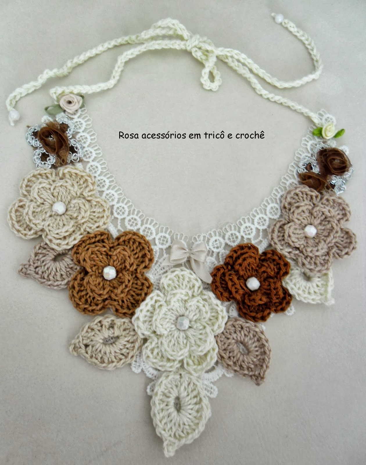 Rosa acessórios em tricô & crochê: Colar perfeito