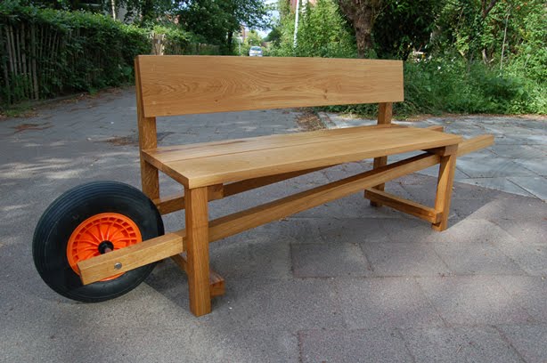A Quiet Sit Down: Mobile Bench
