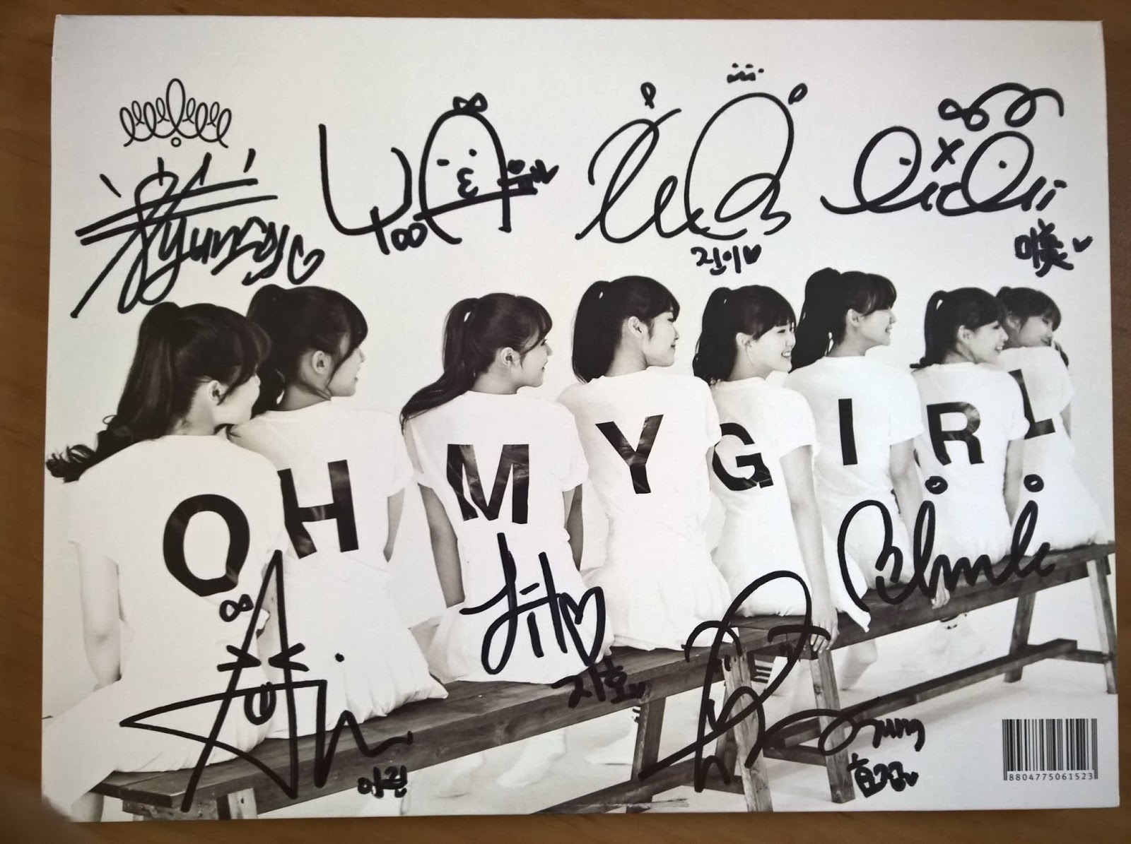 What are your favorite idol signatures/autographs? : r/kpop