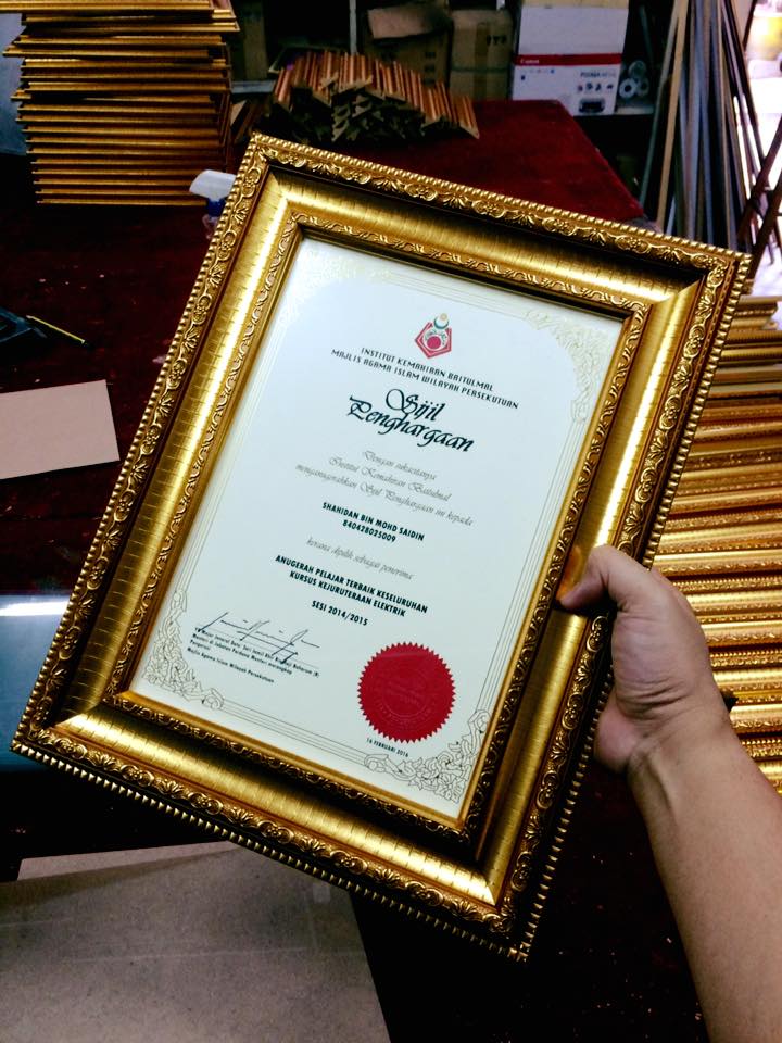 ABWSOUVENIRS: Bingkai Sijil / Certificate Frame