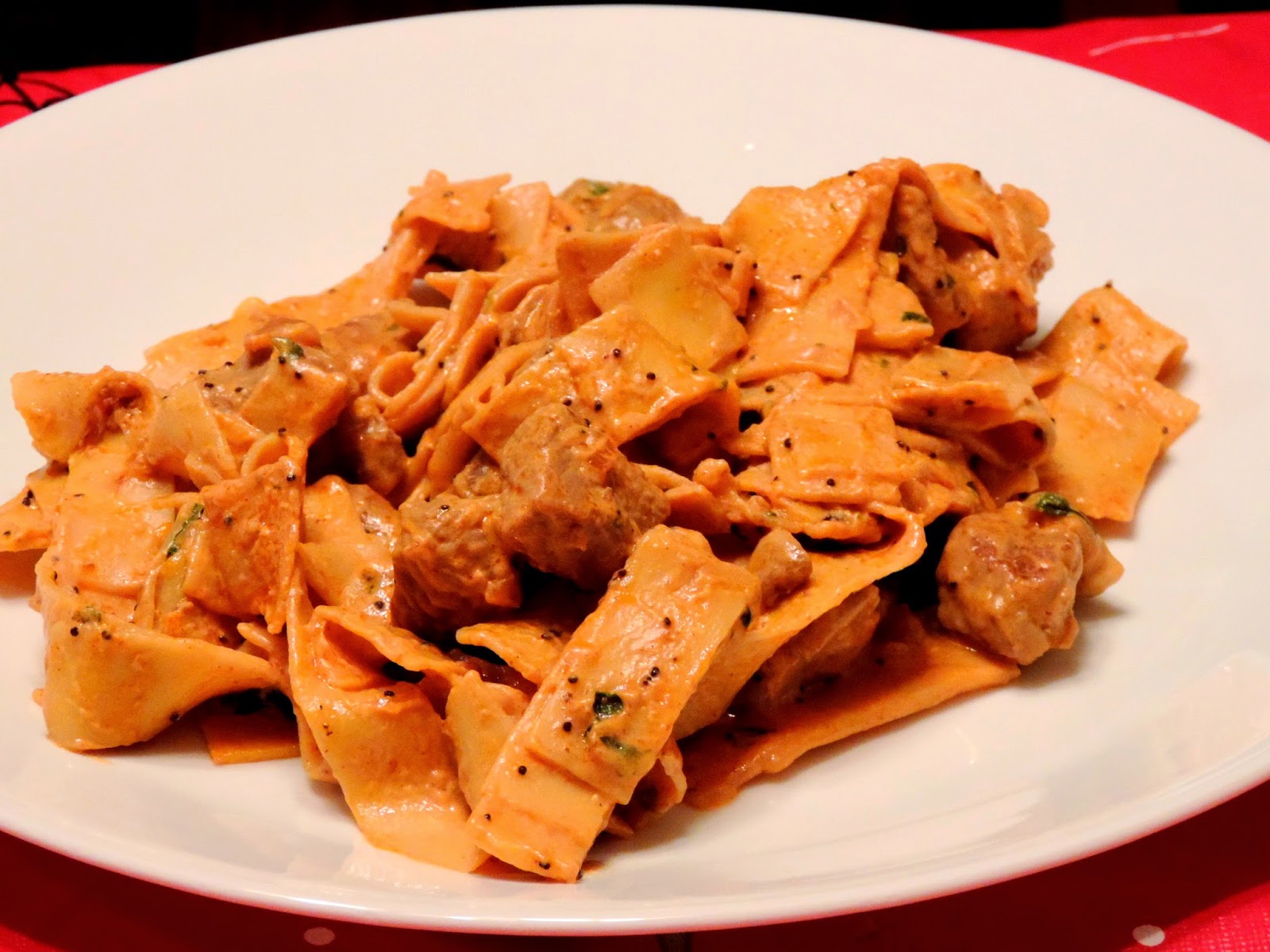 Maman Mélanie cuisine: Pâte au porc pavot et paprika